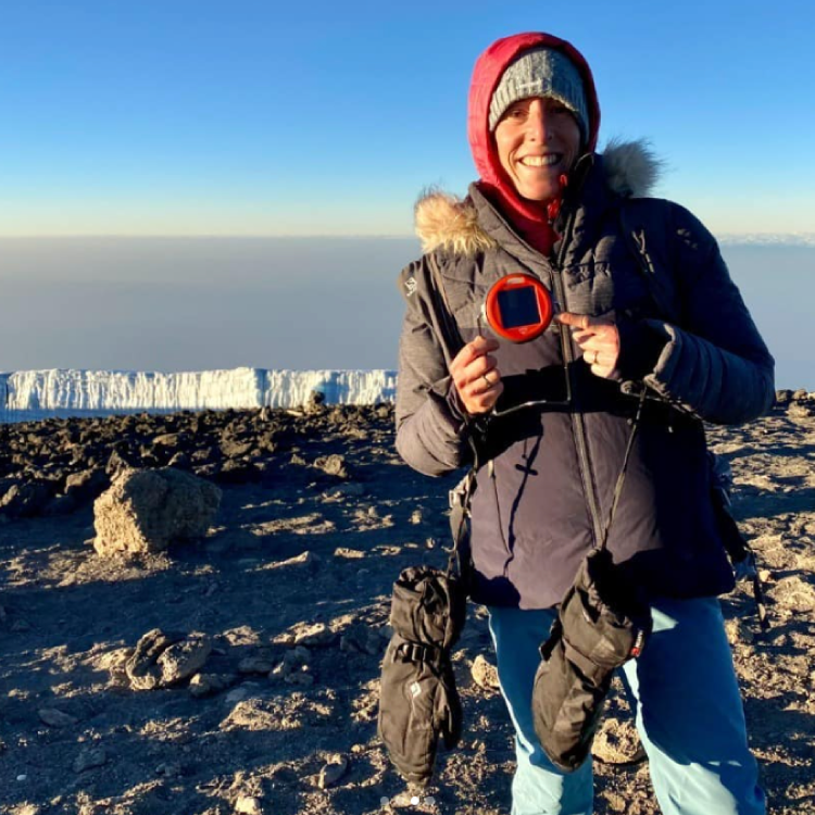 d.light Solar lighting and power solutions – store dlight